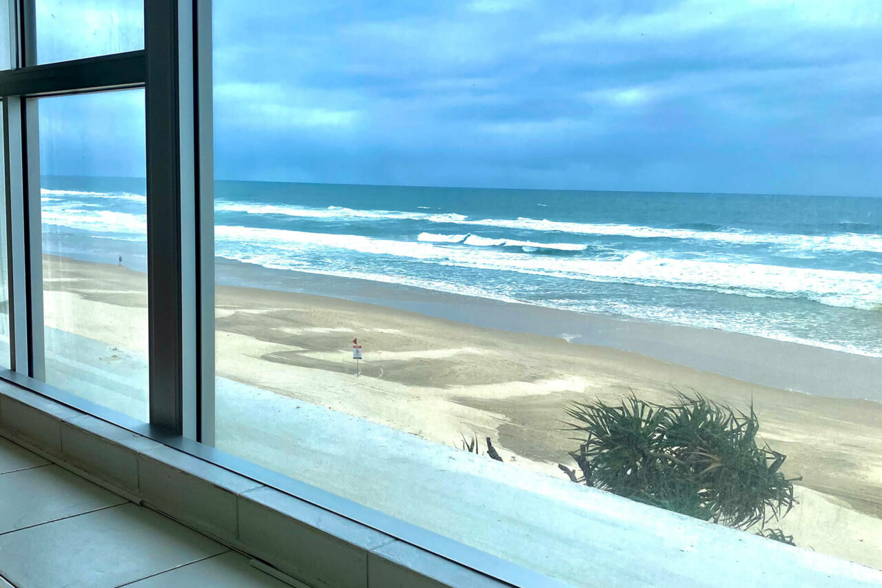 Stay - Golden Sands On The Beach